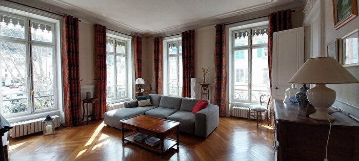 Appartement à vendre - Vienne, Centre-ville - 6 pièces - 4 chambres