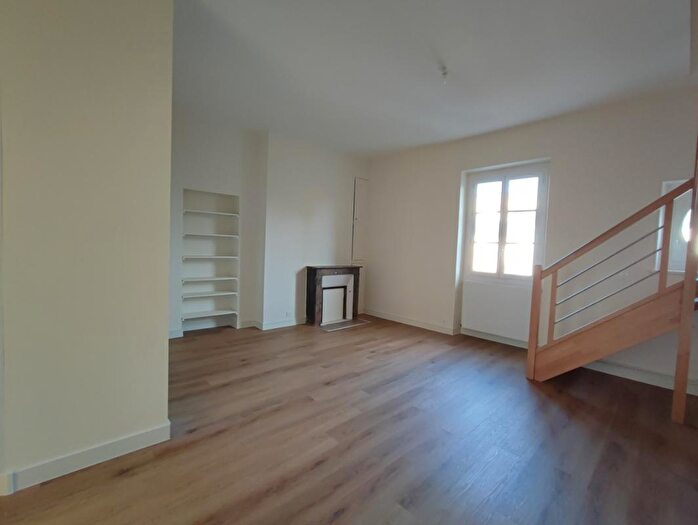 Orléans, Bannier, République : Appartement 3 pièces à louer