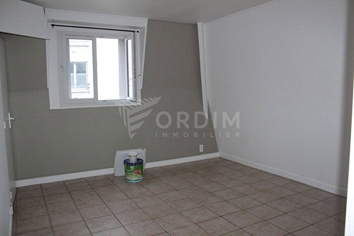 Appartement à louer - Vauban-Denfert Rochereau, Auxerre - 1 pièce