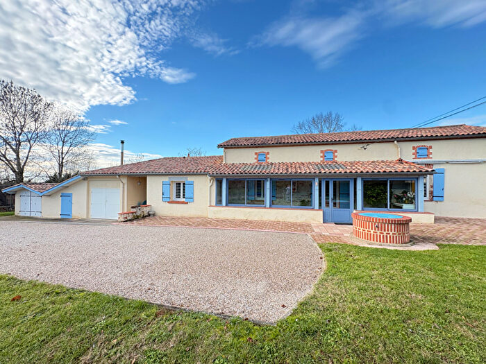 Maison à vendre - Villeneuve-sur-Lot, Zone rurale Nord - 4 pièces - 3 chambres
