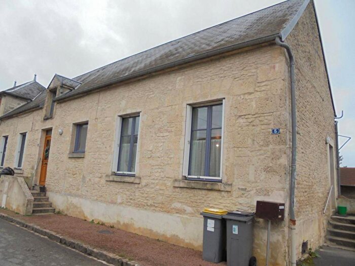 Maison à louer - Festieux - 4 pièces - 3 chambres