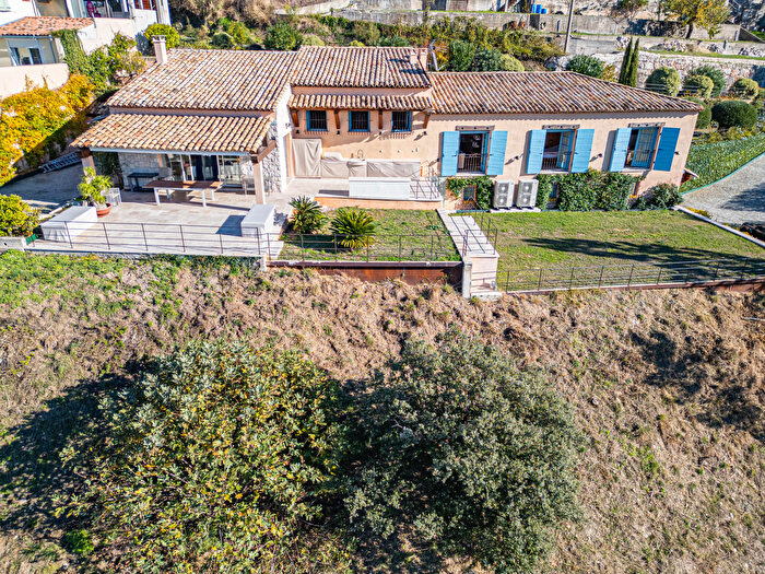 Maison à vendre - Colomars - 6 pièces - 3 chambres