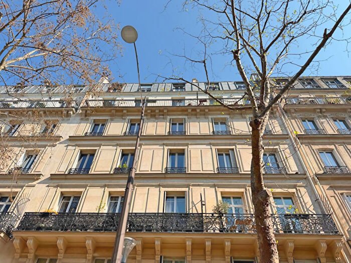 Appartement à vendre - Paris e , Léon-Blum, Folie-Regnault - 1 pièce - 1 chambre