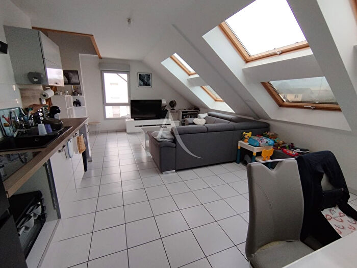 Appartement à vendre - Mainvilliers - 3 pièces - 2 chambres