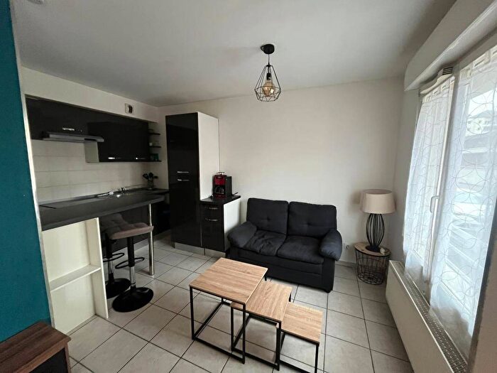 Appartement à louer - Laurier-Merande, Chambéry - 1 pièce