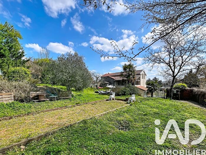 Maison à vendre - Orliénas - 8 pièces - 4 chambres