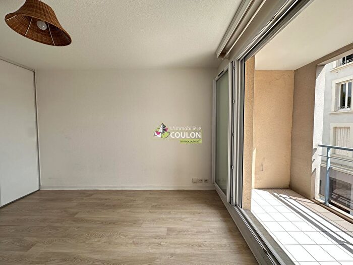 Appartement à louer - Clermont-Ferrand, Vallières, Sallins, Poncillon - 1 pièce