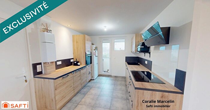 Appartement à vendre - Brignoles, Centre-ville, Vieille ville - 3 pièces - 2 chambres