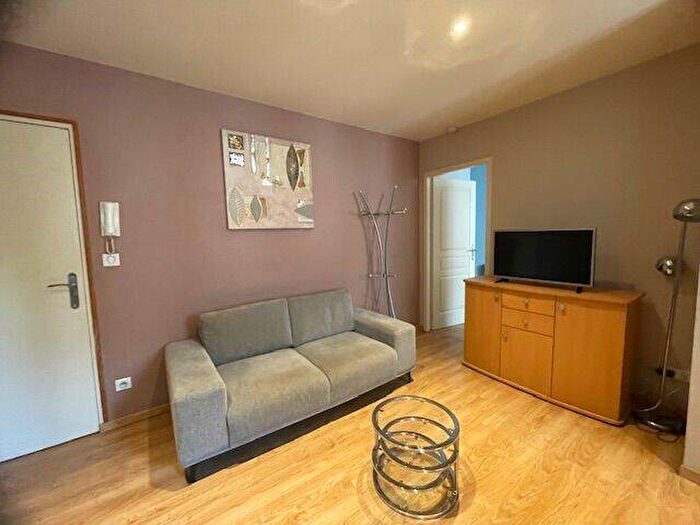 Appartement à louer - École Joseph Bara-Groupe scolaire Carnot-Hôtel de Ville, Agen - 2 pièces - 1 chambre