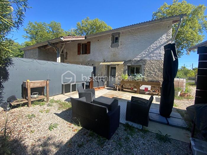 Maison à vendre - Bourg-Saint-Christophe - 8 pièces - 5 chambres