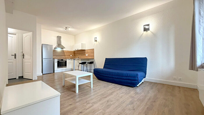 Appartement 2 pièces à vendre à Saint-Max