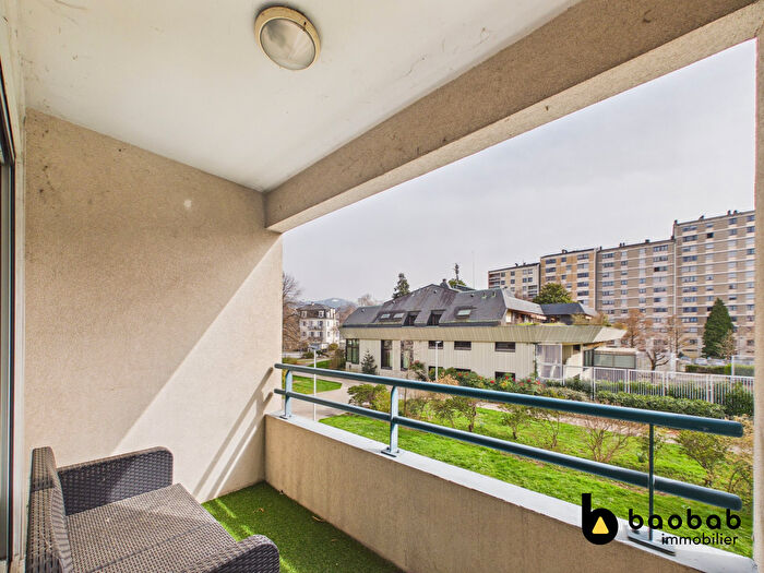 Appartement à vendre - Chambéry, Centre-ville - 2 pièces - 1 chambre