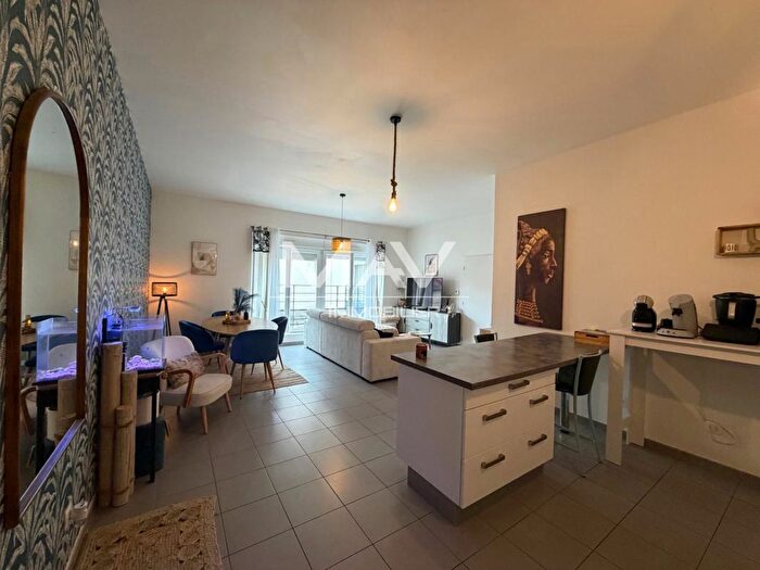Appartement 4 pièces à vendre - Tourcoing, Centre-ville