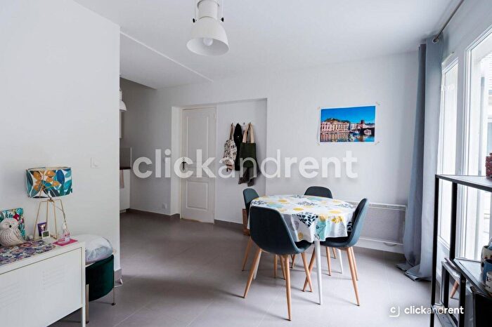 Viaduc Est, Orsay : Appartement 2 pièces à louer