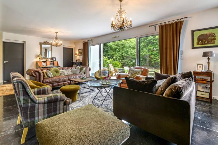 Maison à vendre - Orvault, Cholière, Bigeottière, Salentine - 8 pièces - 5 chambres