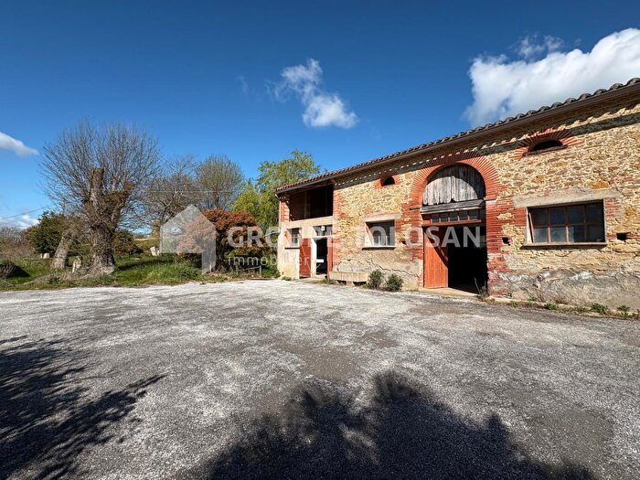 Maison à vendre - Caraman - 2 pièces - 1 chambre