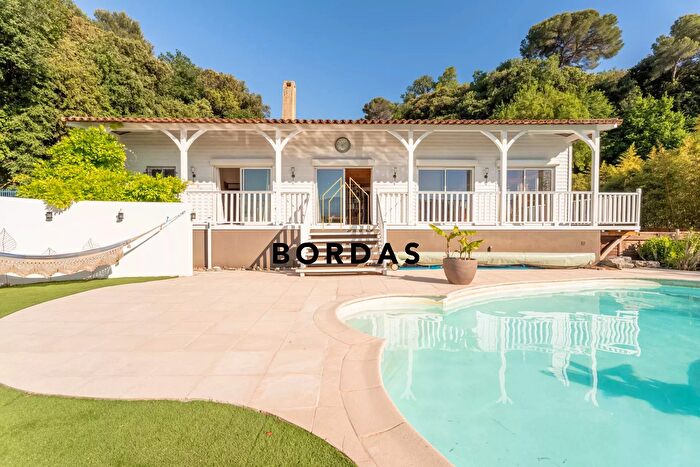 Villeneuve-Loubet, Plage : Maison 6 pièces à vendre