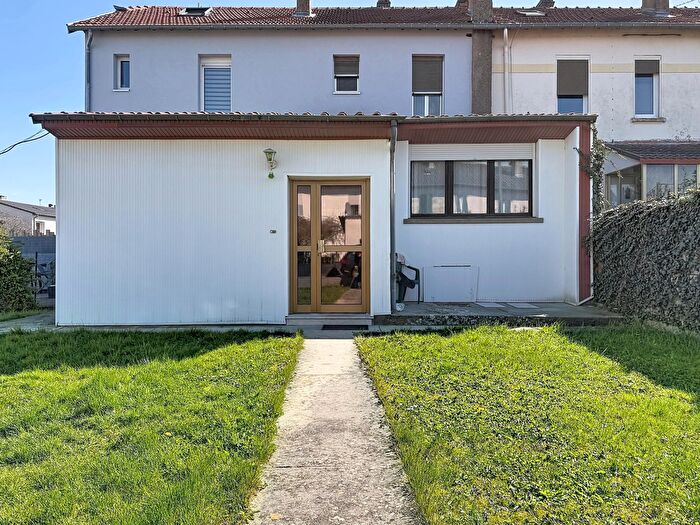 Maison 4 pièces à vendre à Sainte-Marie-aux-Chênes
