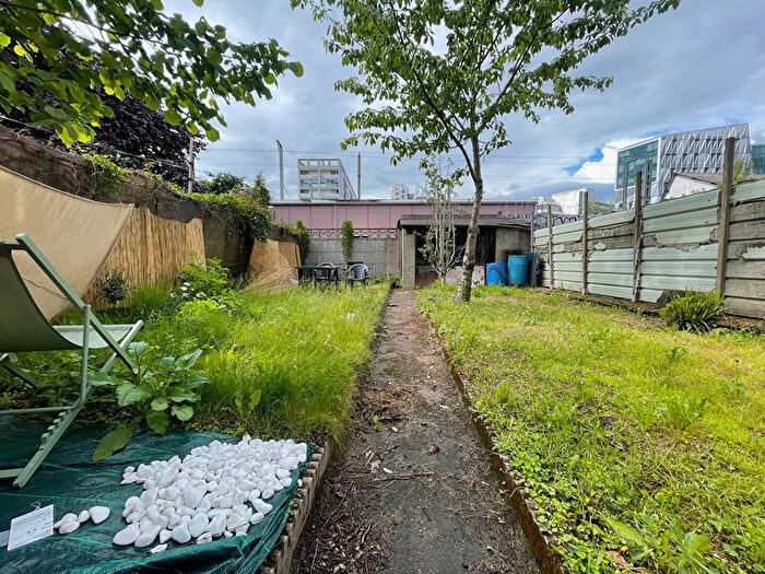 Appartement à vendre - Quartiers Sud-Ouest, Sacrés Coeurs - 2 pièces - 1 chambre