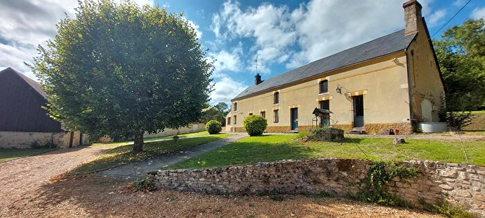 Maison à vendre - Mortagne-au-Perche - 6 pièces - 4 chambres