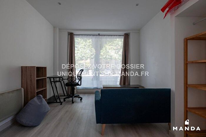 Appartement à louer - Dufau-Tourasse, Pau - 4 pièces - 3 chambres