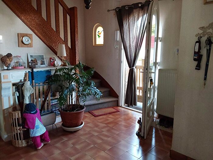Maison 6 pièces à Rostrenen, à vendre