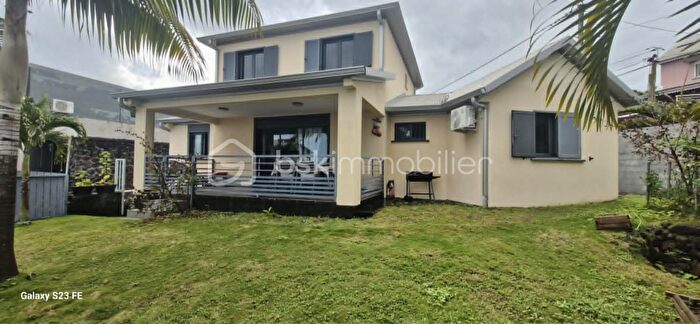 Maison 5 pièces à Saint-Pierre, Mont Vert les Hauts, Bérive, Les Chênes, à vendre