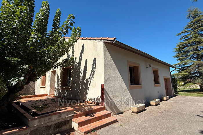 Maison 3 pièces à Valréas, à vendre
