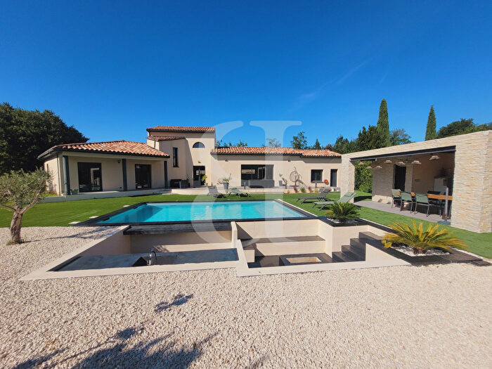 Maison à vendre - Grignan - 5 pièces - 4 chambres