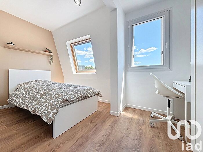 Appartement à louer - Canal, Évry-Courcouronnes - 6 pièces - 5 chambres