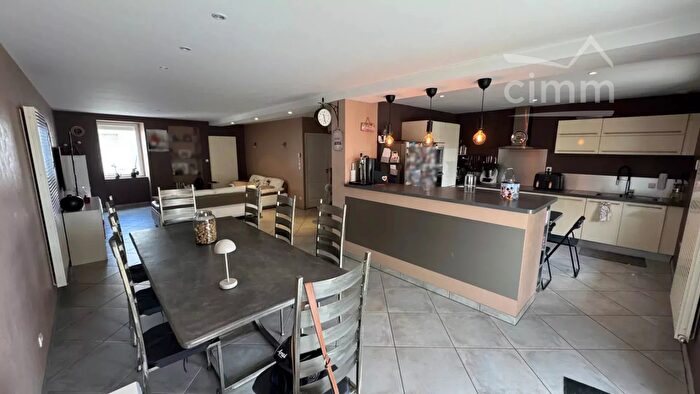Maison 10 pièces à Andancette, à vendre