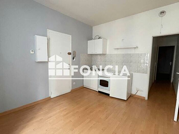 Appartement à louer - Mon Désert-Jeanne dArc, Nancy - 1 pièce