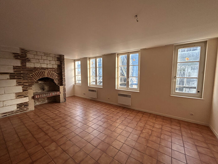 Appartement 4 pièces à louer à Troyes, Cathédrale