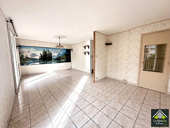 Appartement à vendre - Salon-de-Provence, Touret, Route dEyguières - 3 pièces - 2 chambres