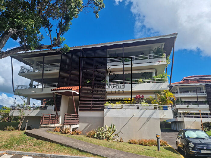 Appartement à vendre - Fort-de-France - 4 pièces - 3 chambres