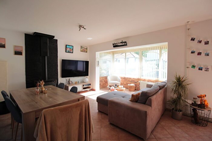 Maison à vendre - Tracy-le-Mont - 4 pièces - 4 chambres