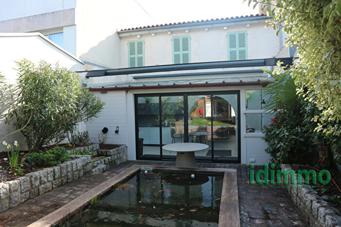 Maison à vendre - La Rochelle, Centre-ville, Vieux-port, Marché - 8 pièces - 3 chambres