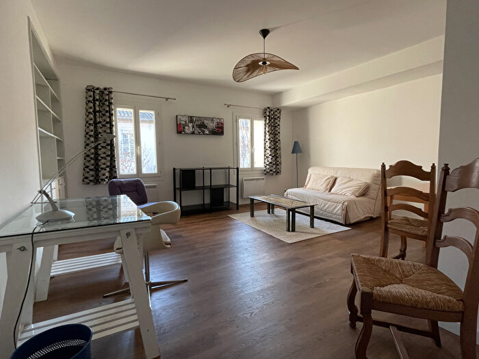 Appartement à louer - Carpentras, Sud - 2 pièces - 1 chambre