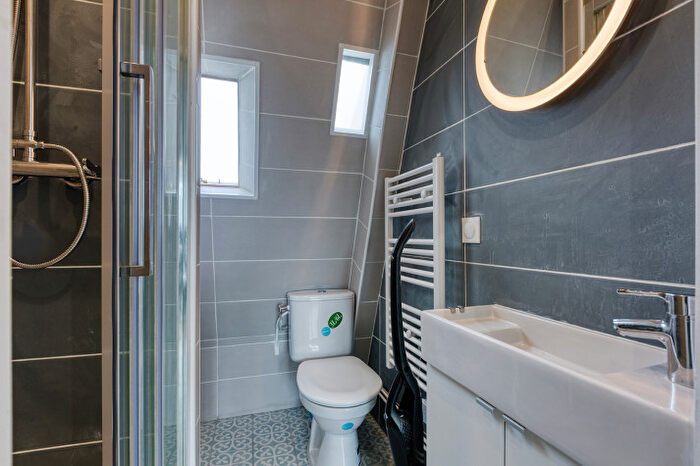 Appartement 1 pièce à Paris 20ème, Saint-Blaise, à louer