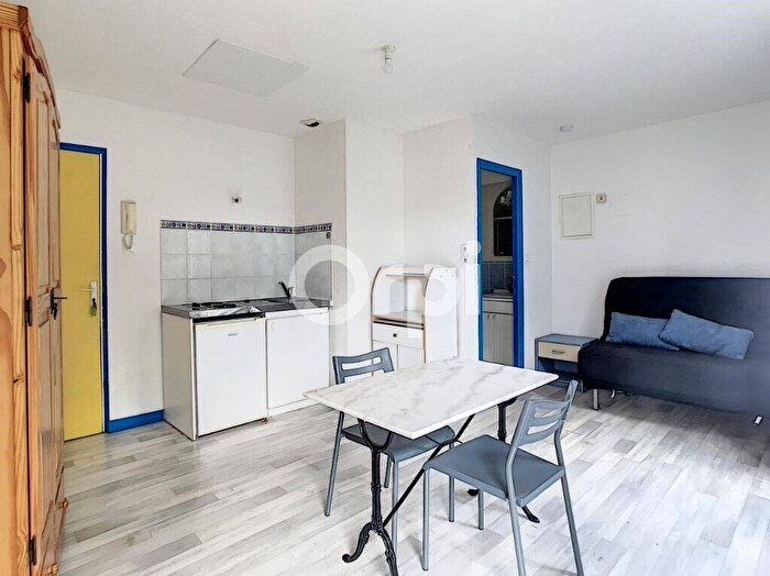 Appartement à louer - Georges Pompidou, Périgueux - 1 pièce