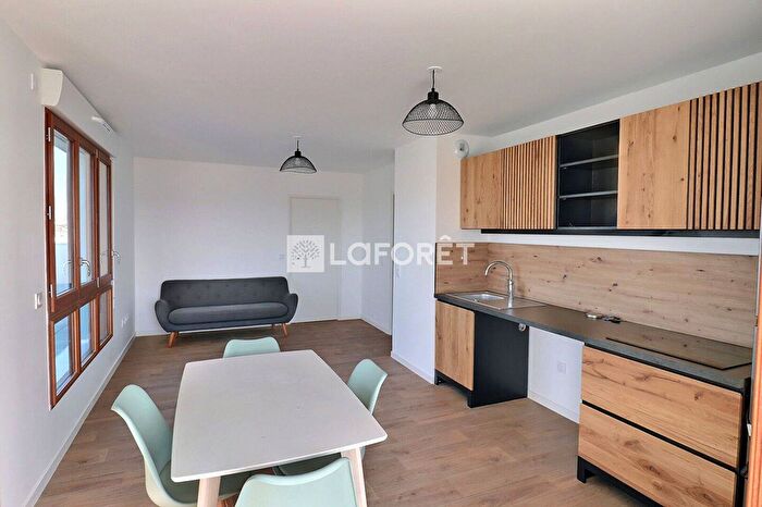 Appartement à louer - Vitry-sur-Seine - 3 pièces - 1 chambre
