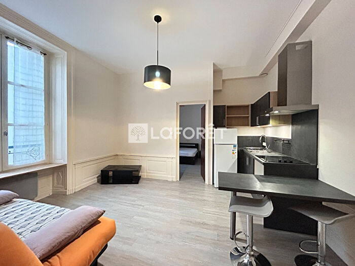 Appartement à louer - Poitiers, Centre-ville - 2 pièces - 1 chambre