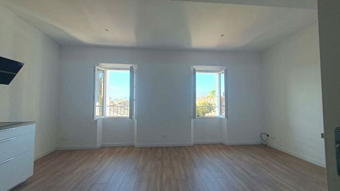 Appartement 3 pièces à louer à Gémenos