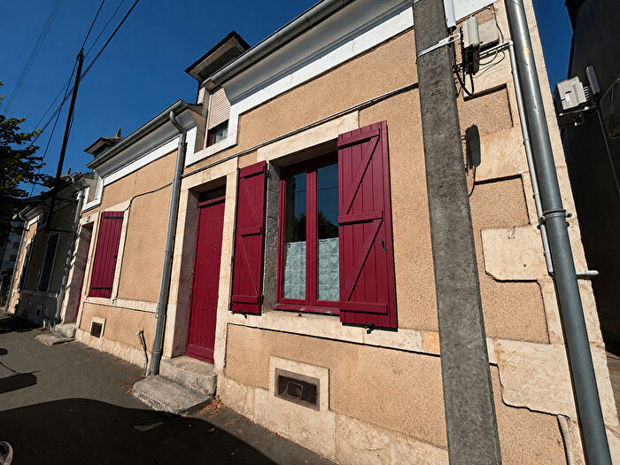 Bourges, Aéroport, Vauvert, Pierrelay, Pissevieille : Maison 5 pièces à vendre
