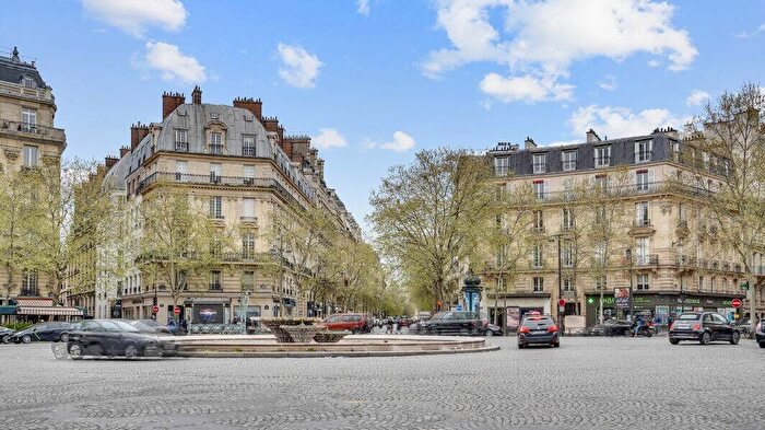 Appartement à louer - Porte Dauphine, Paris ème arrondissement - 5 pièces - 3 chambres