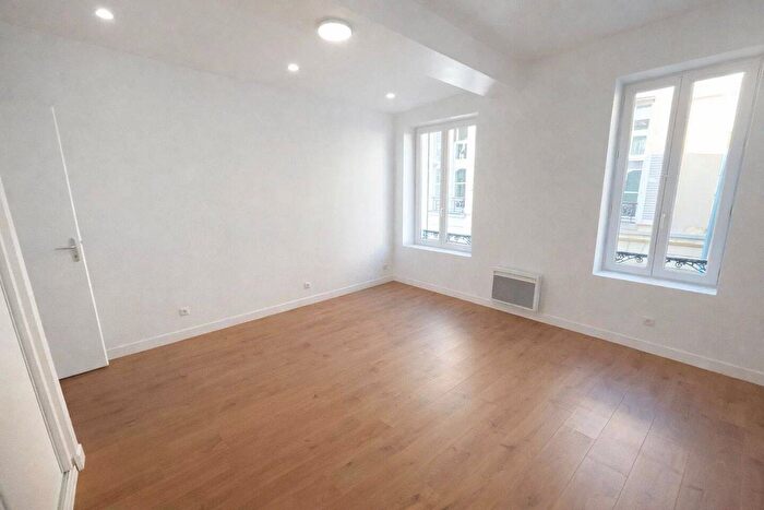 Appartement à louer - Val Fleuri-Beauval Verrière, Meaux - 3 pièces - 2 chambres