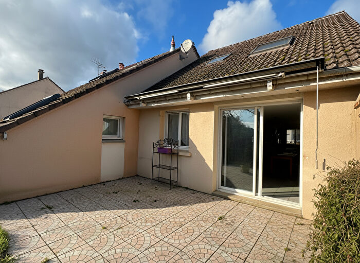 Maison à vendre - Spay - 5 pièces - 4 chambres