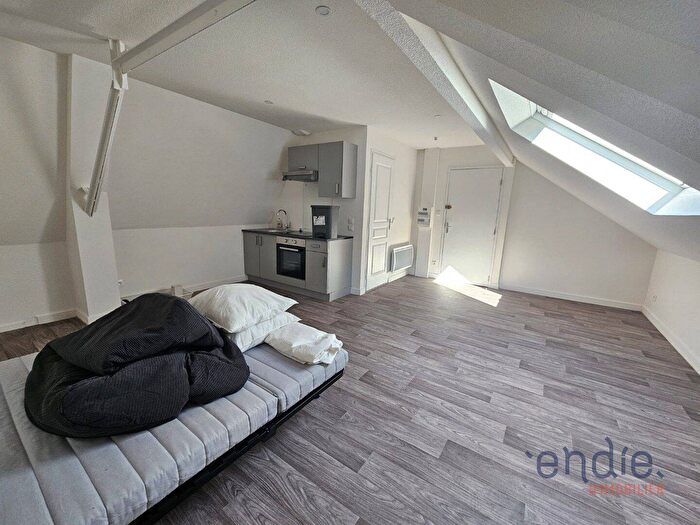 Mont-Barres, Belfort : Appartement 1 pièce à louer