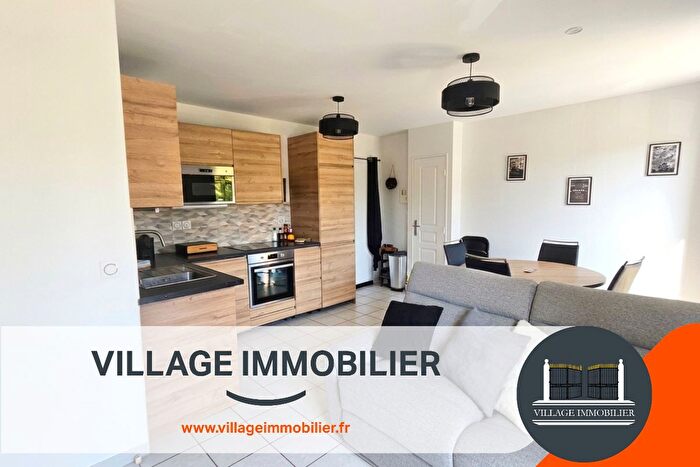 Appartement 2 pièces à vendre - Saint-Priest, Revaison