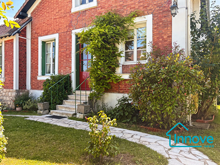 Maison 5 pièces à Bougival, à vendre